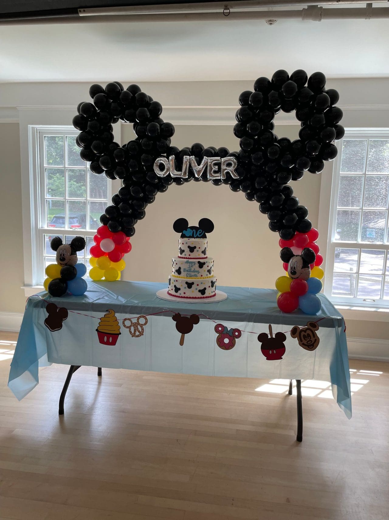 Custom Designs | partyhardystores.com